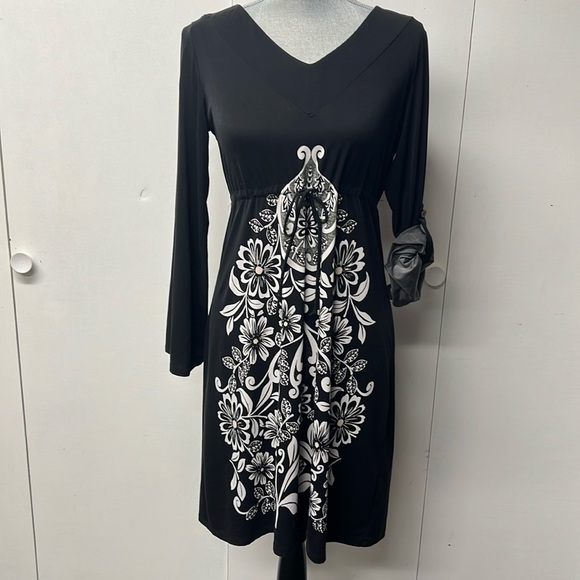 Soma | Intimates & Sleepwear | Soma Brand Long Sleeve Black With Floral ...